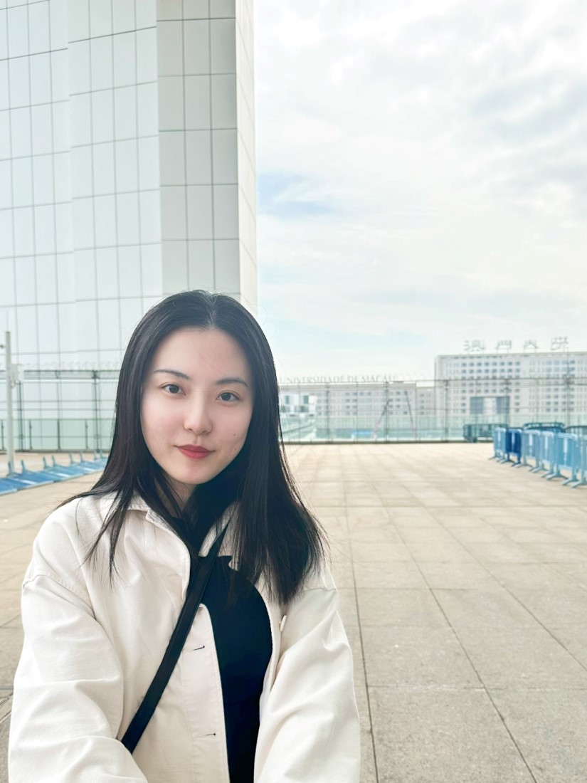 People – cececdfed